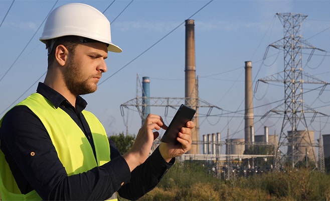 How and Why IoT Is Enhancing the Field Service Sector